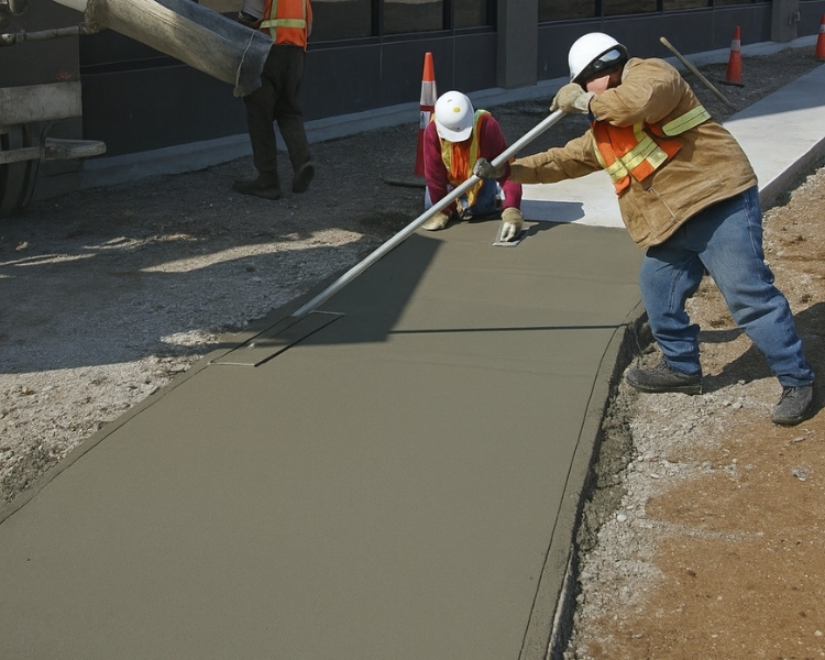 Placing and Finishing Concrete | DIY Guide